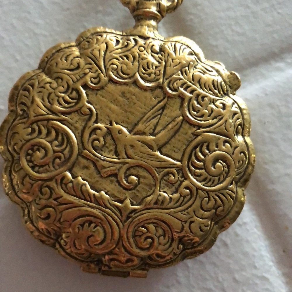 Vintage Bird Pocket Watch W/ Chain - Gem